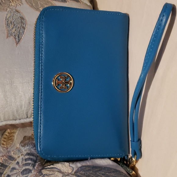 Tory Burch | Bags | Tory Burch Blue Wristlet | Poshmark